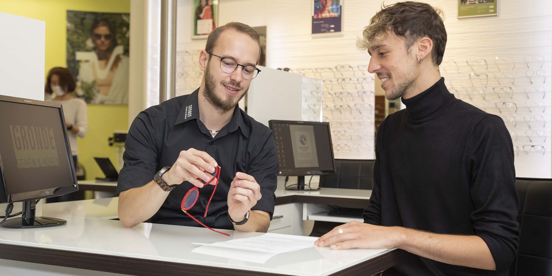 Ausbildung zum Augenoptiker | GRONDE Sehen & Hören GmbH